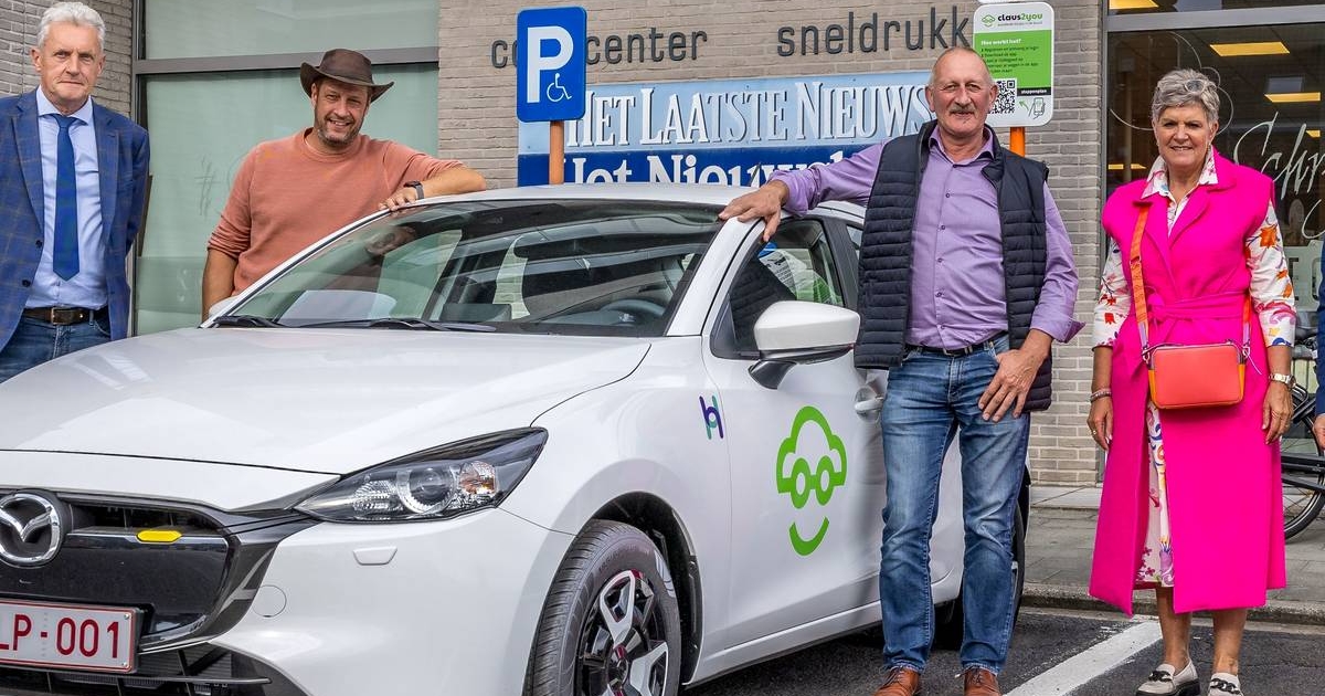 Extra deelwagen aan station | Tieltr